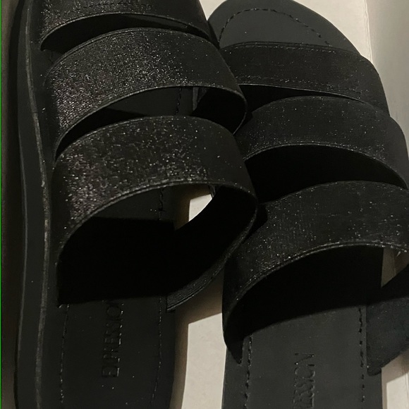 Expressions | Shoes | Brand New Expression Women Flip Flop Size 7 ...